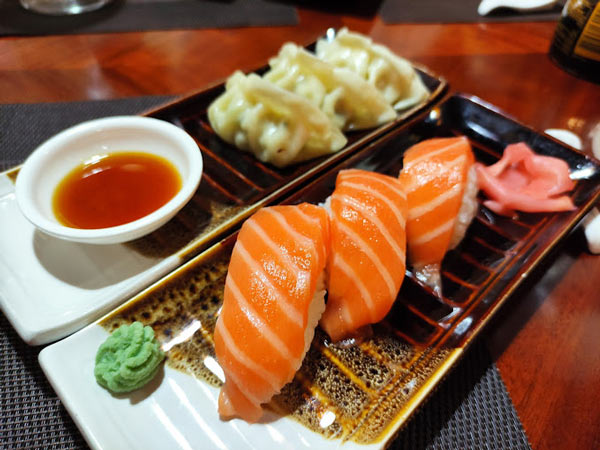 Premium Dinner and Private Show of male or female stripper - Mallorca